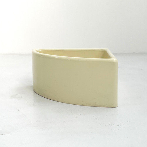 Space Age Angle Flower Pot, 1970s - SOLD | Kooloomodern