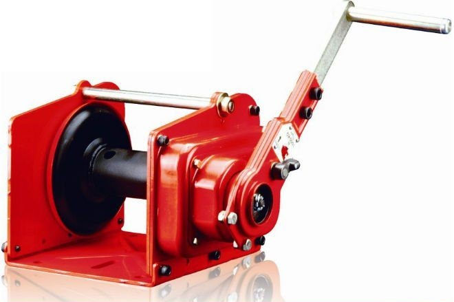 TIGER INDUSTRIAL HAND WINCH