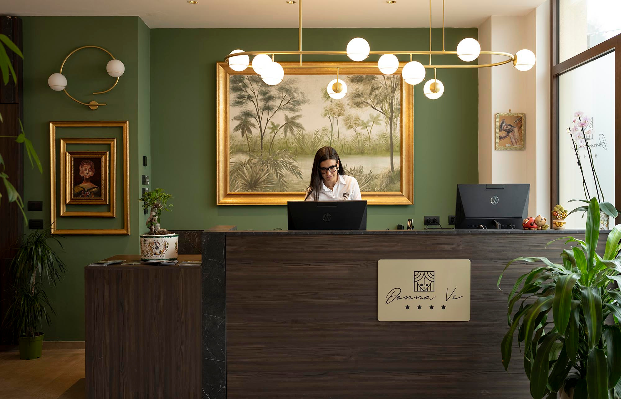 BOUTIQUE HOTEL | Donna Vi