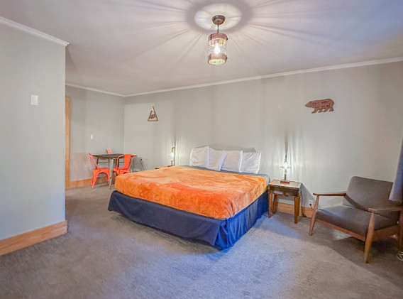 Rooms | Wanderoo Lodge | Gravel Bar | Top Rated Motel | Eureka Springs ...