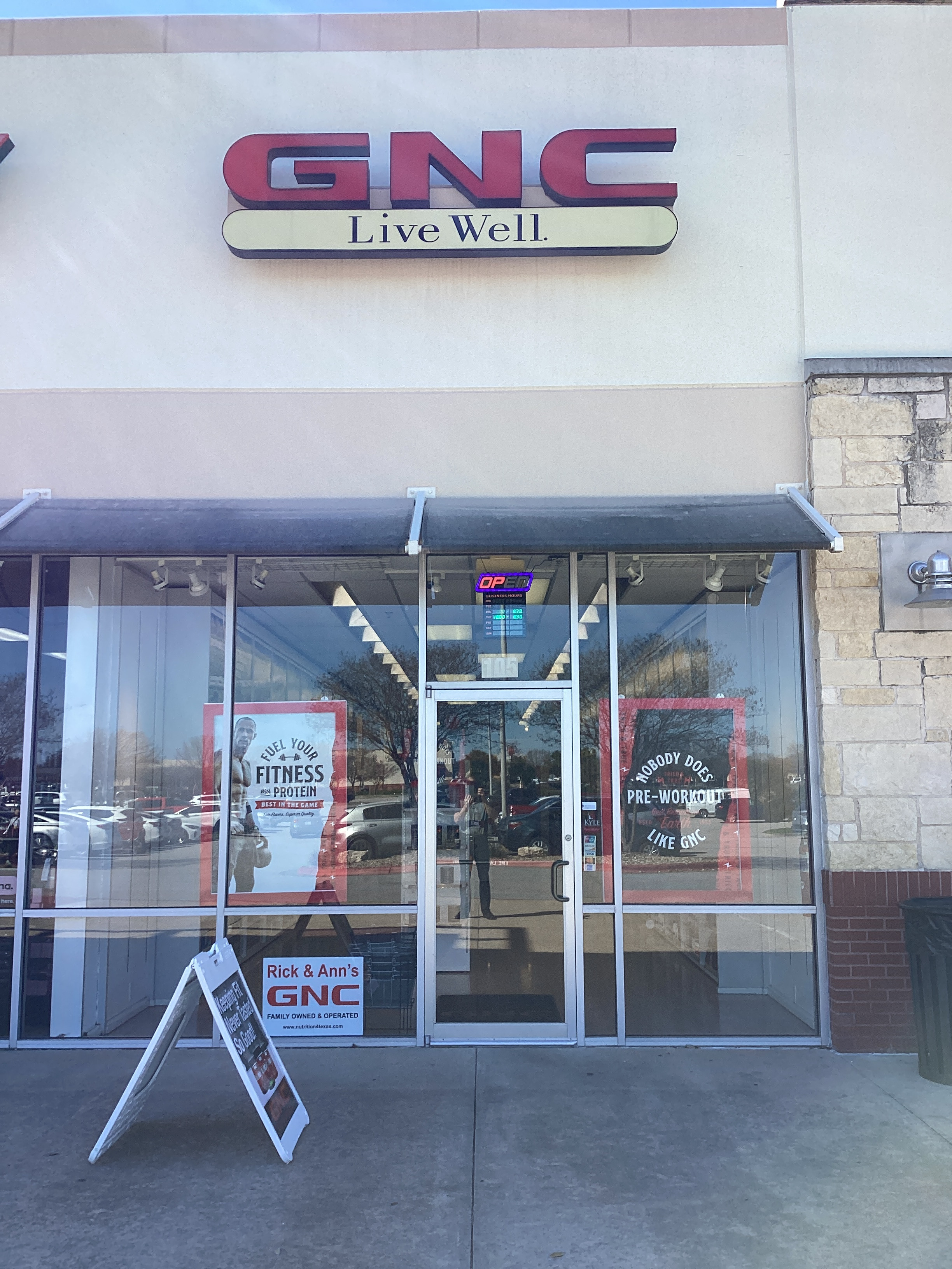 Kyle Crossing | Rick & Ann's GNC | Austin