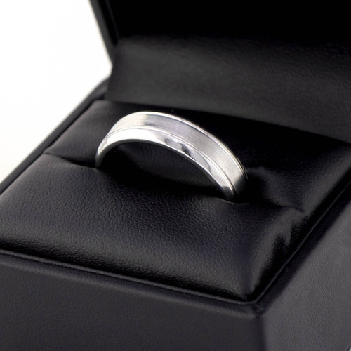 Men's and women's matching bands | Jewelry Theory