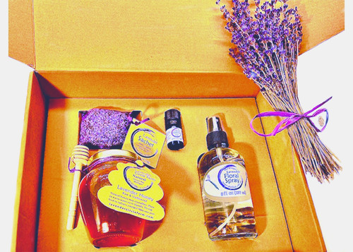 'Queen Bee' (Large Gift Box) | Lavender Circle Farm
