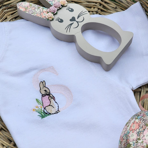 Initial Lily bobtail (Peter Rabbit) | Beeyourselfhabibi