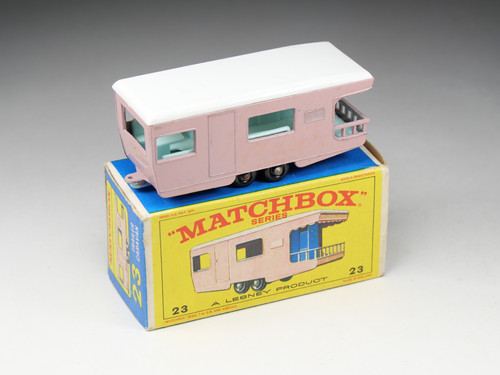 MATCHBOX - 23 - Trailer Caravan - Rose - En boite | BRICABOCK