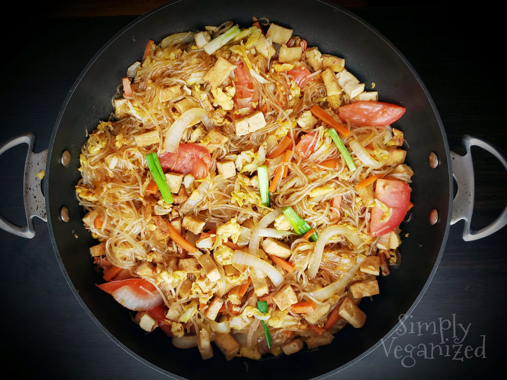 PAD WOON SEN (Thai Stir Fried Glass Noodles)