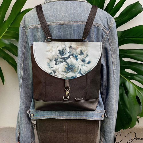 Sac a dos transformable fleur blanche | c-divin
