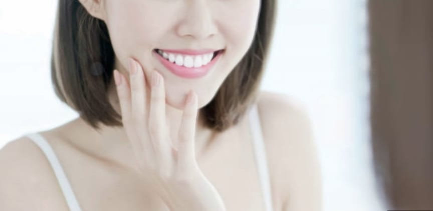 DEBUNKING THE MYTH: DO WHITENING STRIPS REALLY WORK?