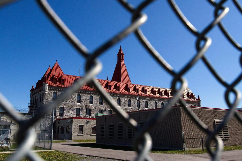 An Overview of Human Rights Issues in Canadian Correctional Facilities