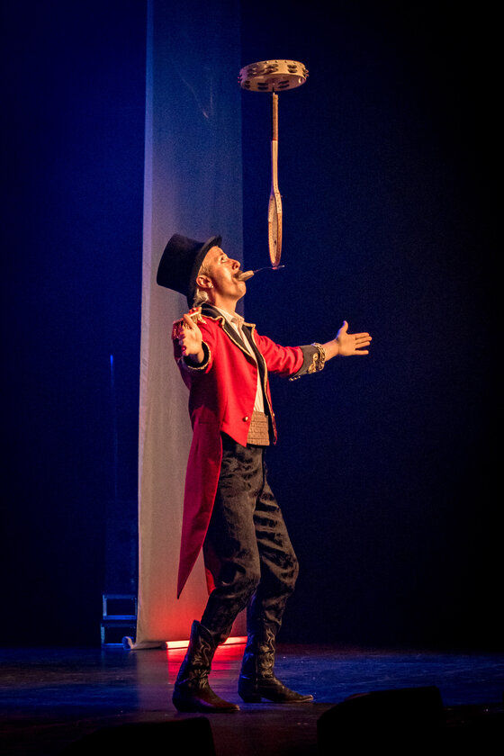 Circus of Illusion (touring) - 1 hour 50 minutes, including a 20-minute ...
