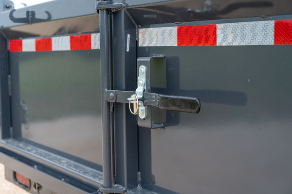 Medium Dump Trailer | Lamar Trailers