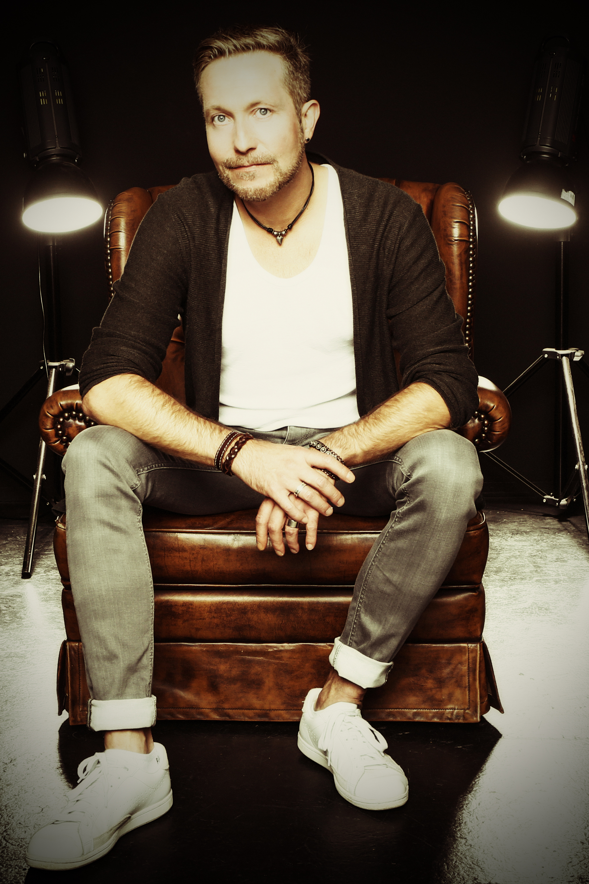 Alex Straub | Alex Straub, Sänger, Komponist, Texter, Schauspieler