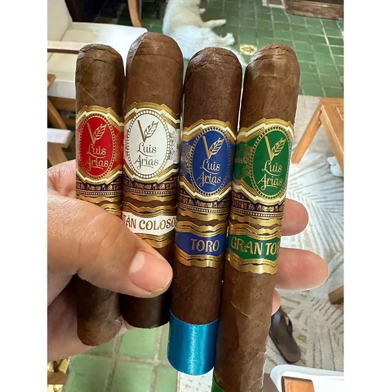 The Art of Cigar Rolling: Guide To Crafting the Perfect Smoke