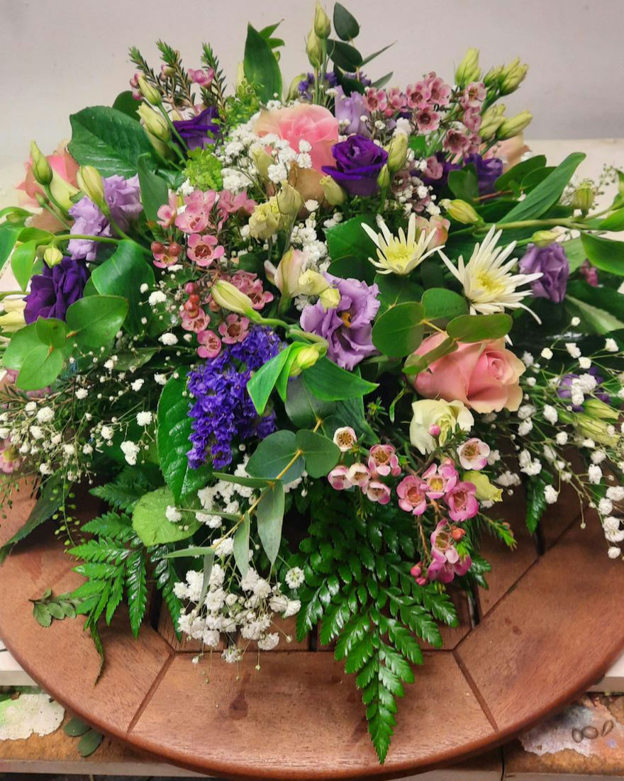 Broadway Flowers | Farnham Common, slough,uk | flowers shop in slough