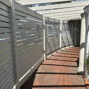 Courtyards | Ideas Gallery | Custom Privacy Screens