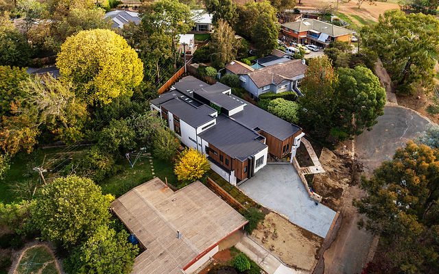 About | LG Rendering Solutions