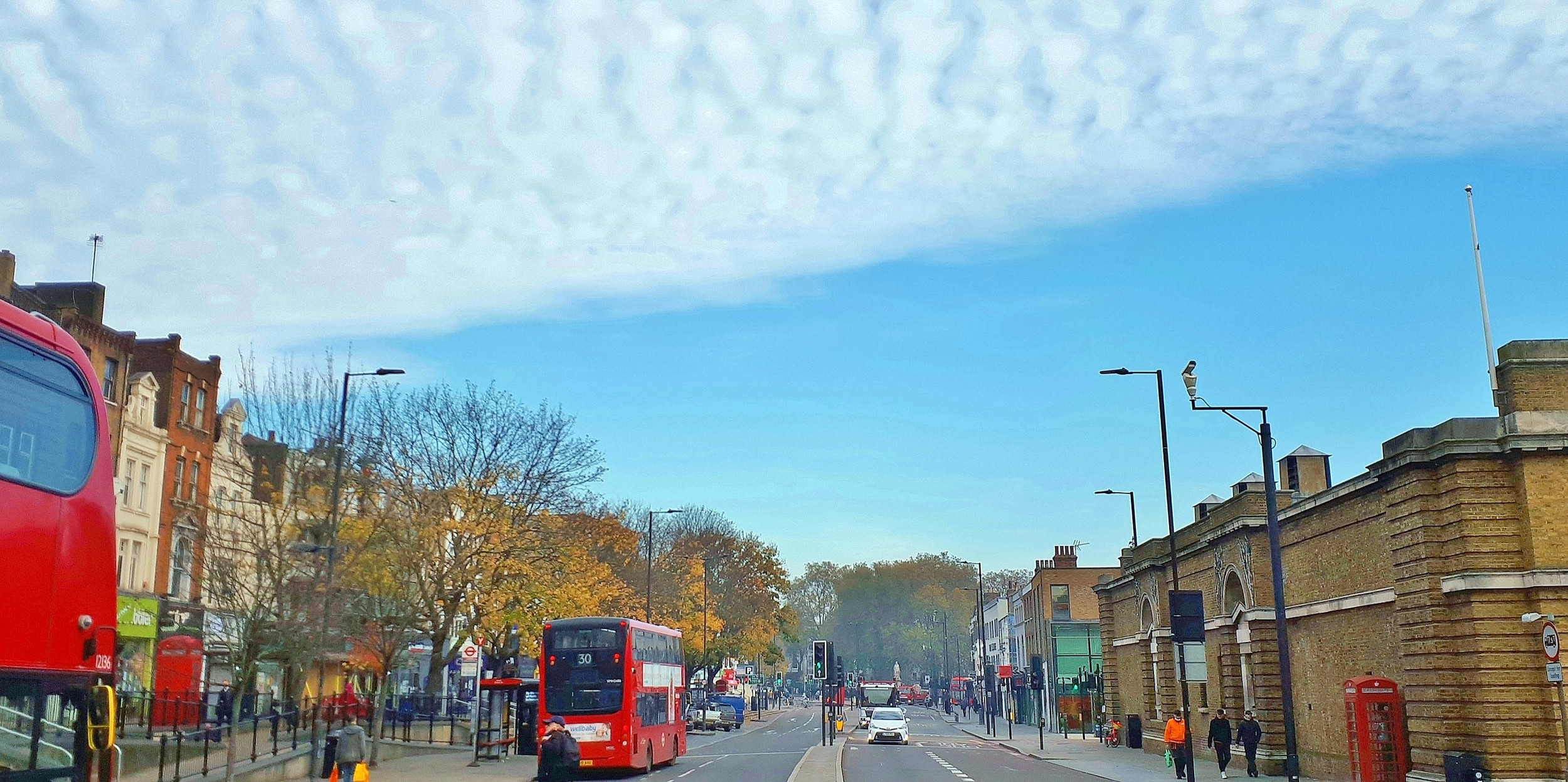 Up and Down Upper Street | London On The Ground