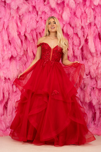 Courtney Red | rubyprom