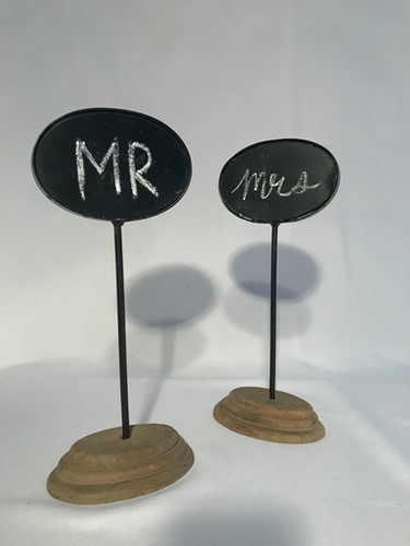 Oval Chalkboard Table Top Signs | Craven Weddings