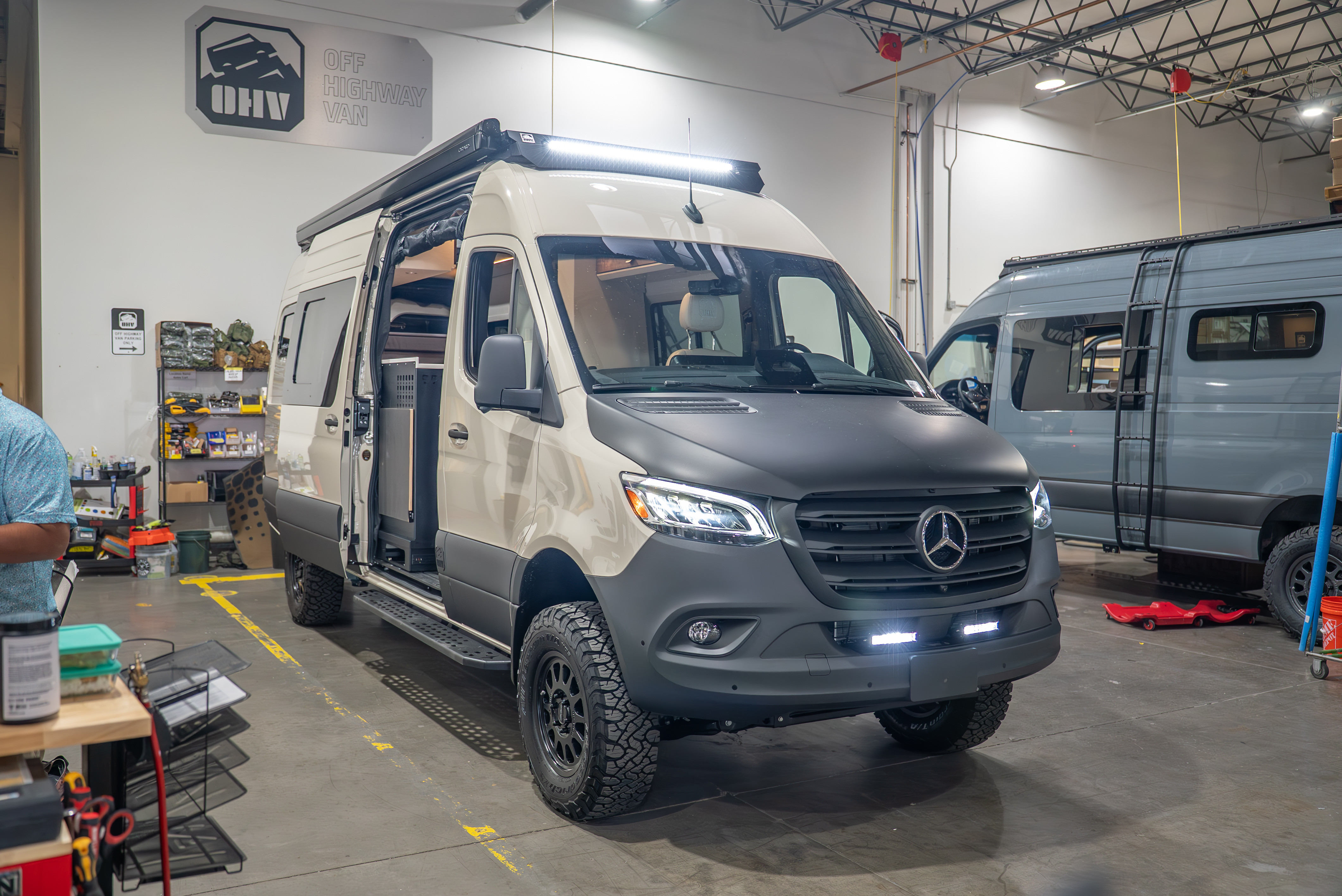 Offroad Camper Van Builds | DAVEY JACKSON | 170 | PRO-X | Off Highway Van