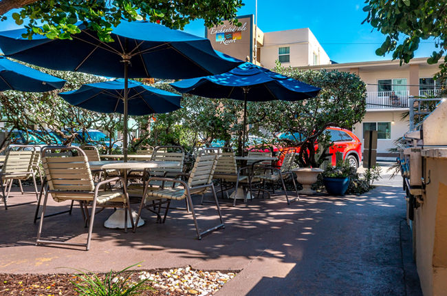 Enchanted Isle Resort | South Florida beach vacation | 1601 South Surf ...