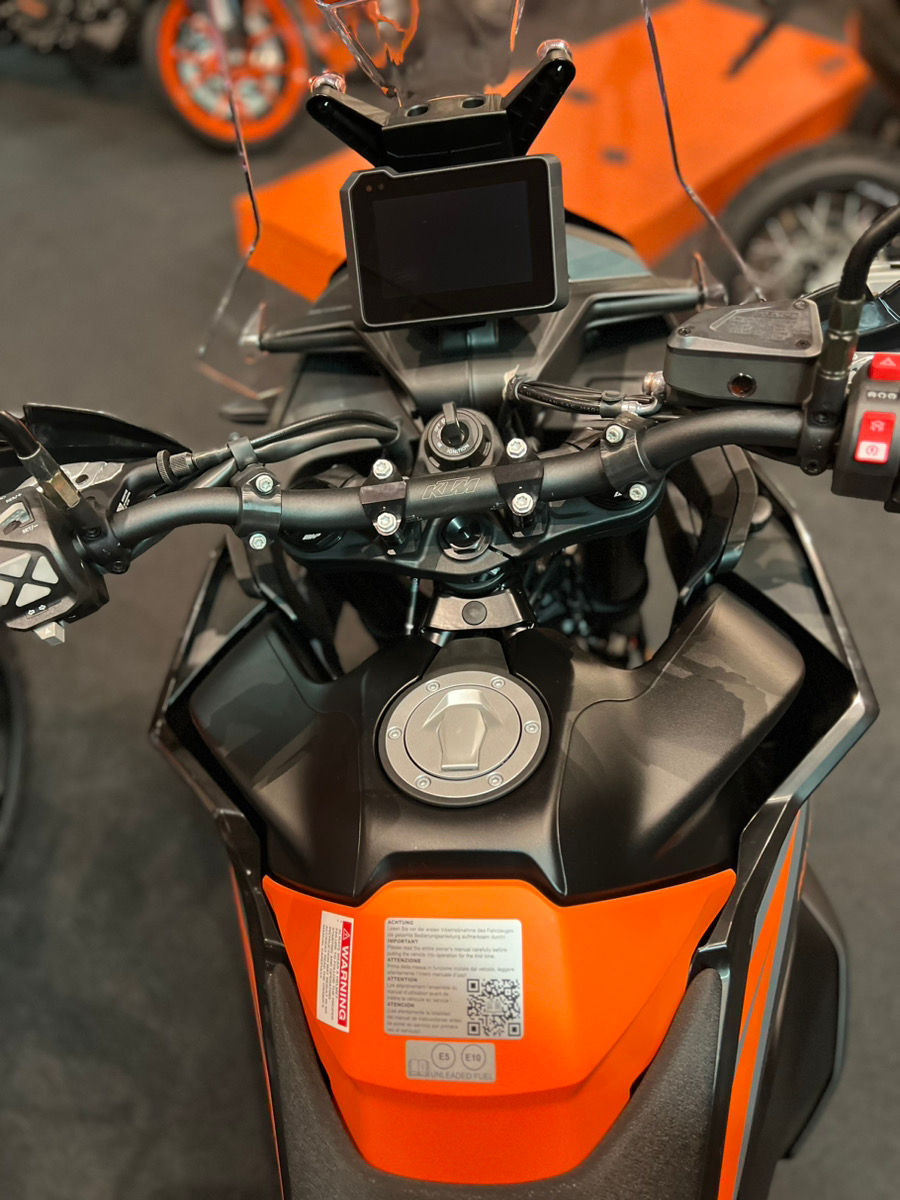 2023年モデル 890ADVENTURE/R をご紹介！！