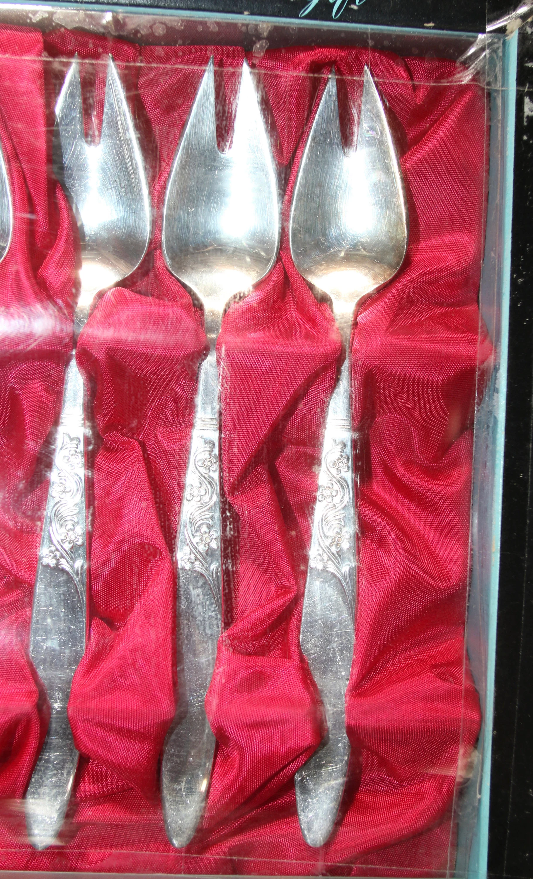 Preloved Grosvenor Silverware Splades - set of 6 in original box ...