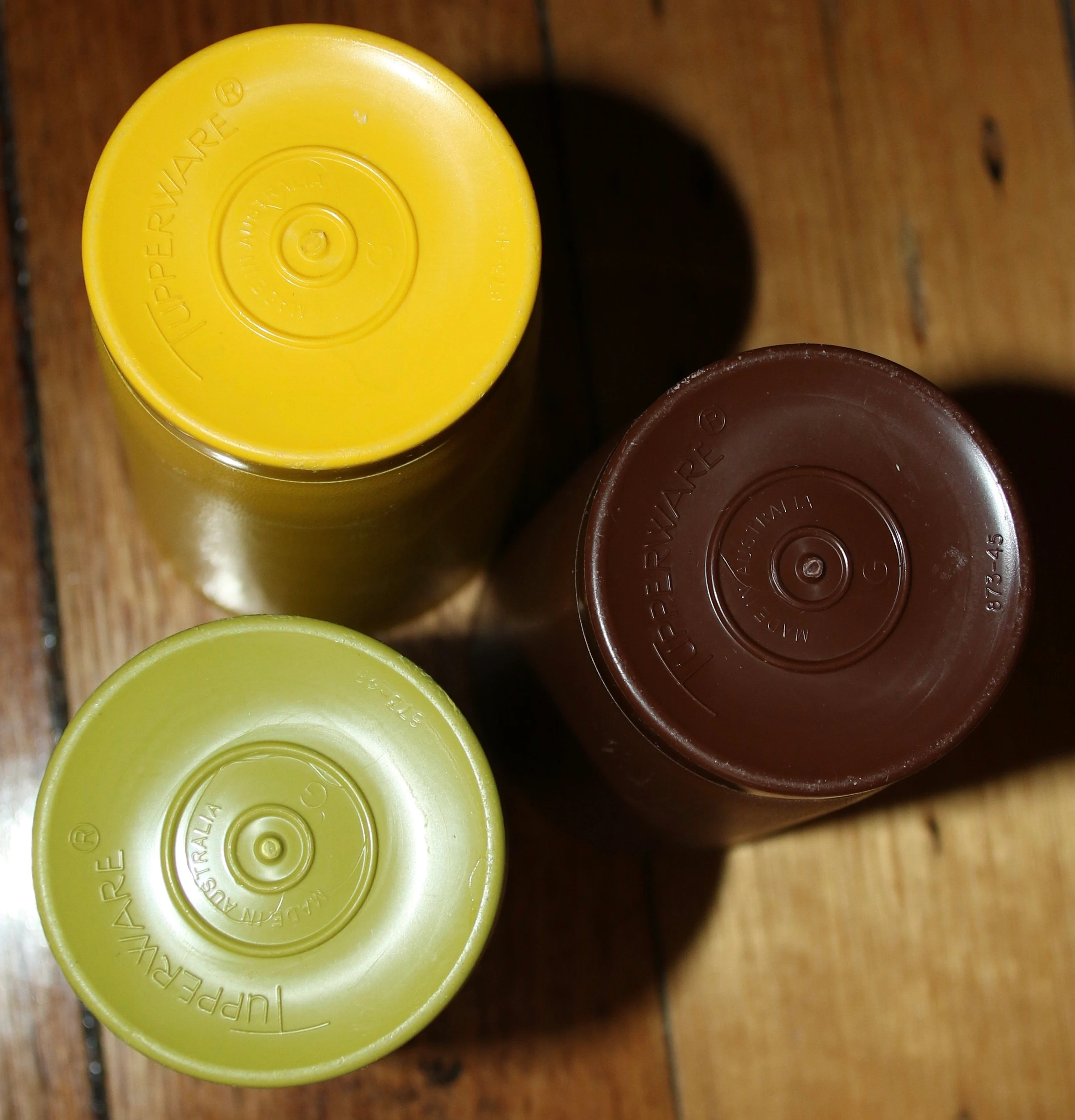Preloved Trio of Tupperware Tumblers, Classic Tupperware collection ...