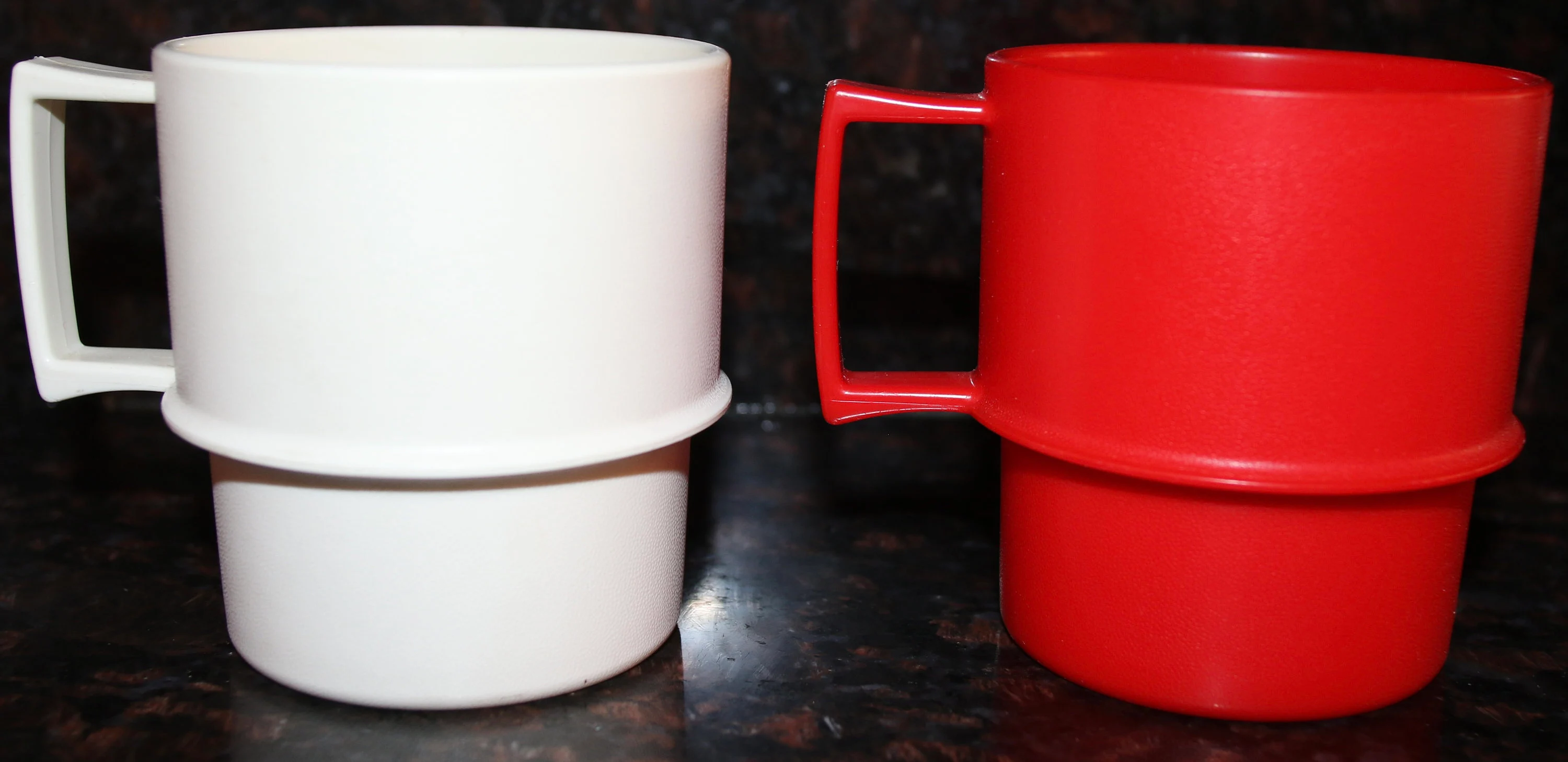 Preloved Set of two stackable Tupperware cups, Retro Tupperware mugs ...