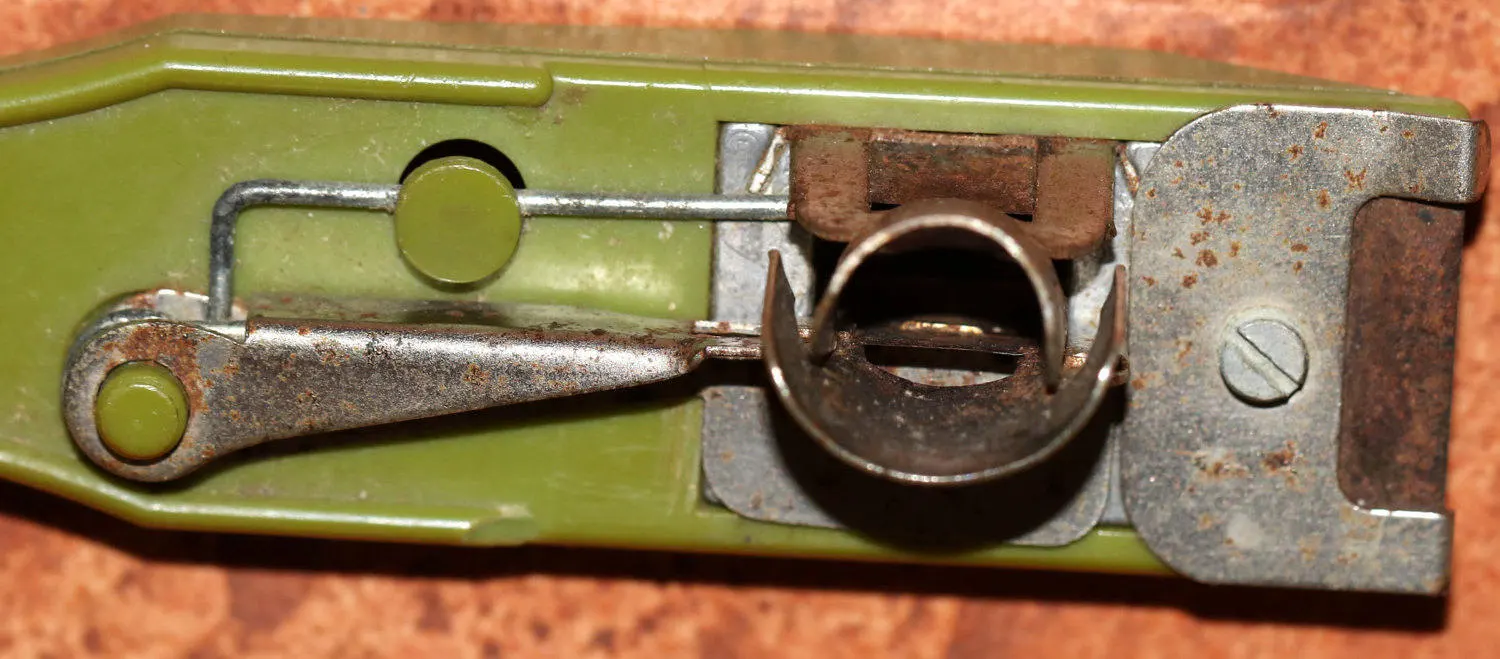 Preloved Krisk Bean Stringer and Slicer, Vintage Australian utensils ...