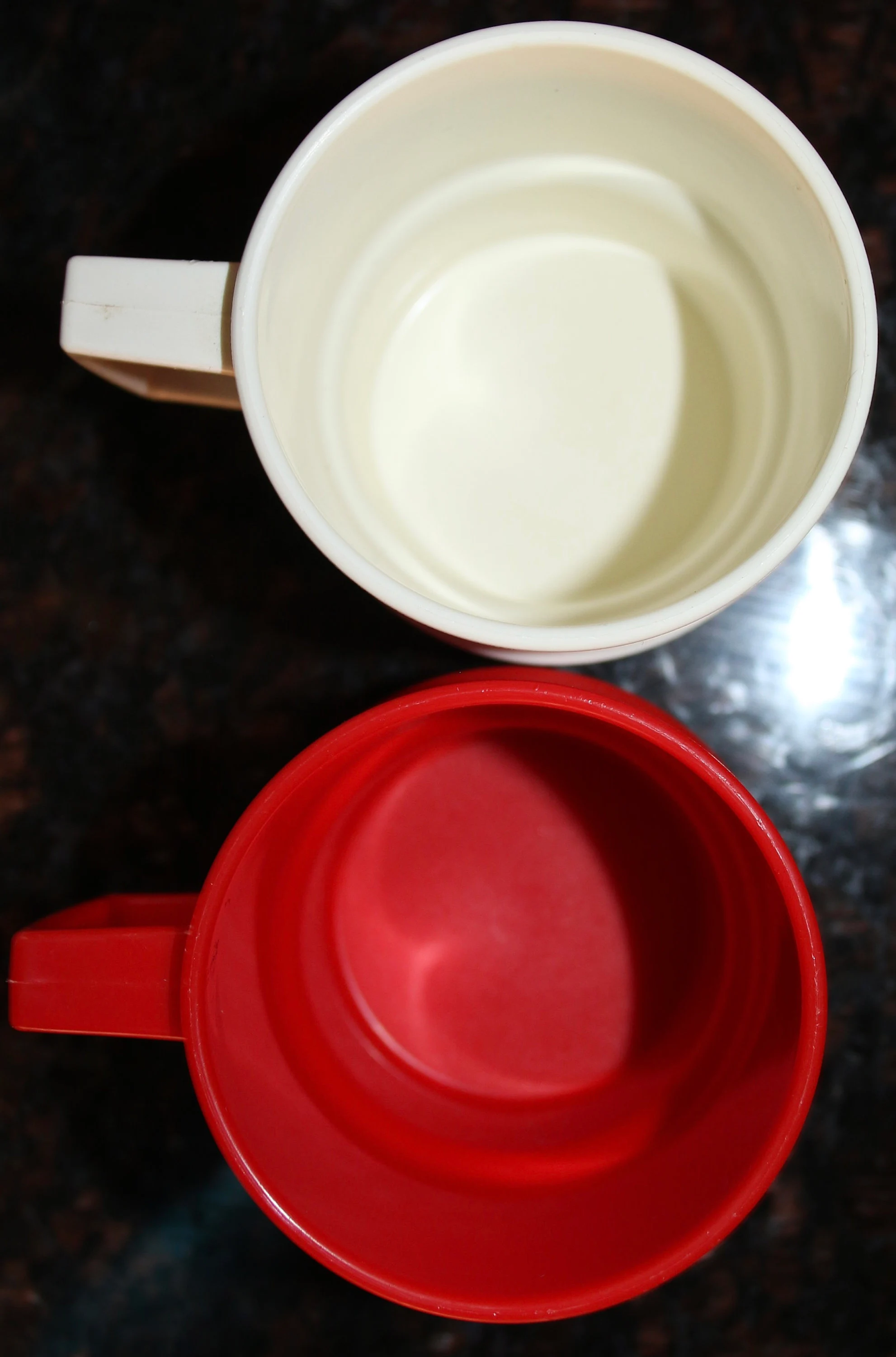 Preloved Set of two stackable Tupperware cups, Retro Tupperware mugs ...