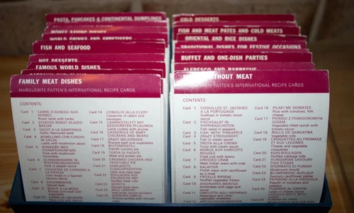 Vintage Marguerite Patten's recipe cards in box | Tasmanian Beauties