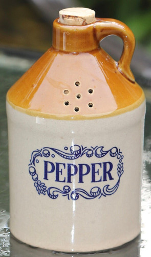 Preloved Ceramic Pepper Shaker | Tasmanian Beauties