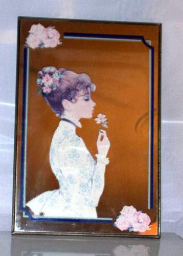 Preloved Lady in the mirror, Vintage lady mirror | Tasmanian Beauties
