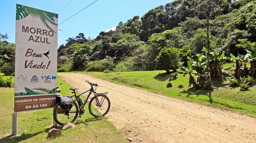 Conhecer Pedalando: O Morro Azul
