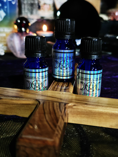 Cloven Foot - Infernal Curse Oil | The Magpie & The Moon