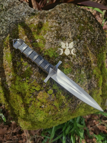 Medieval Athame | The Magpie & The Moon