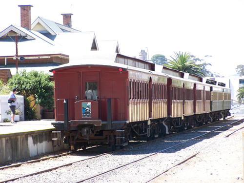 Ho Scale Cockle Train Set | Pippingshrike