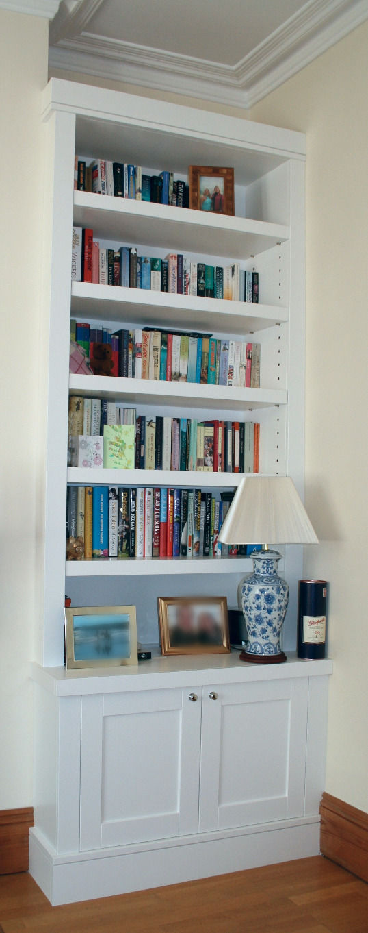 Alcove units, bookcases and shelves | North London | Louis Leblond