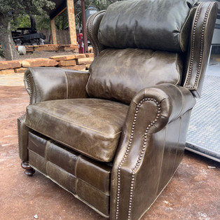 Custom Western Rustic Leather Recliners | Bison Creek