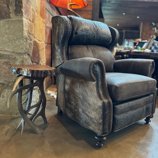 Custom Western Rustic Leather Recliners | Bison Creek