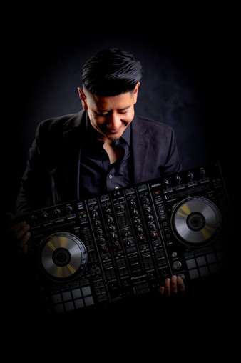 DJ GILBERT | Arizona's DJ Entertainment