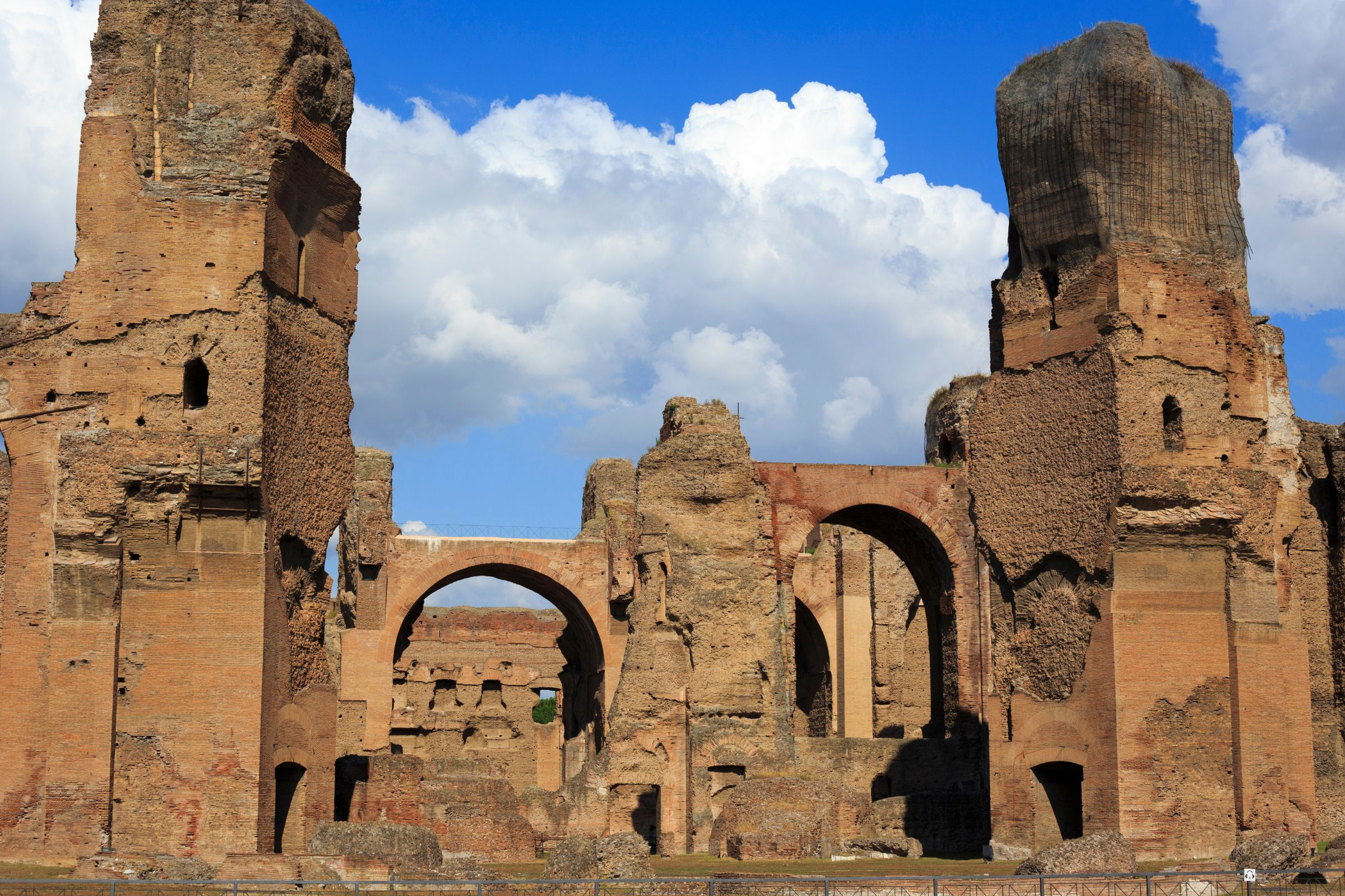 Bath Of Diocletian: Explore the Bath of Diocletian at the National ...