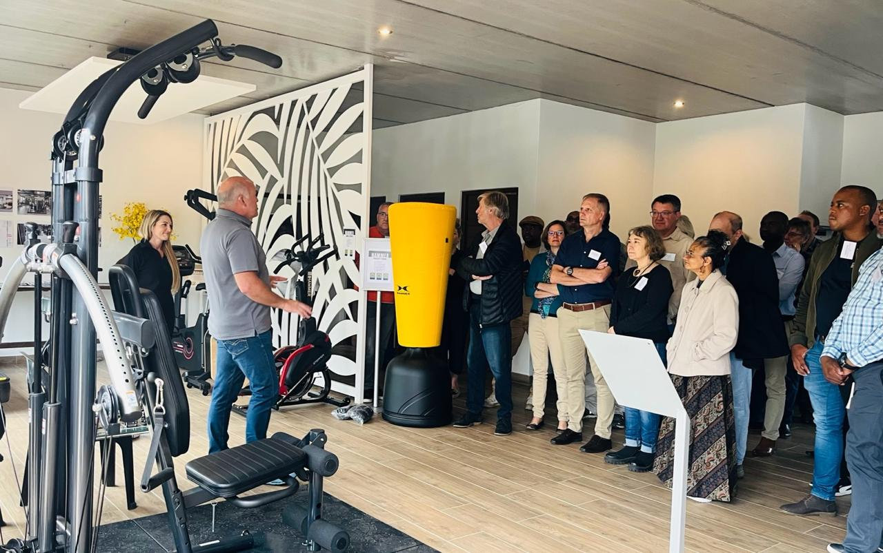 Specifying Techniques - Material Connection - JHB