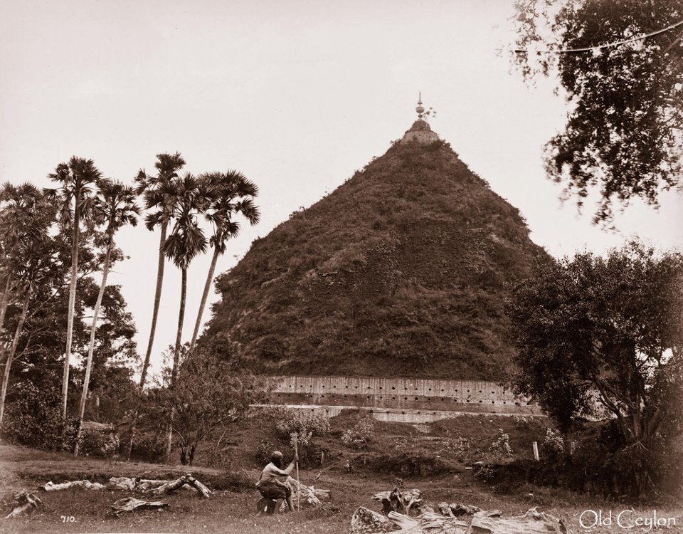 Ruwanweliseya Temple