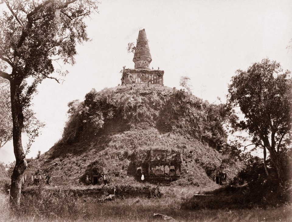 Ruwanweliseya Temple