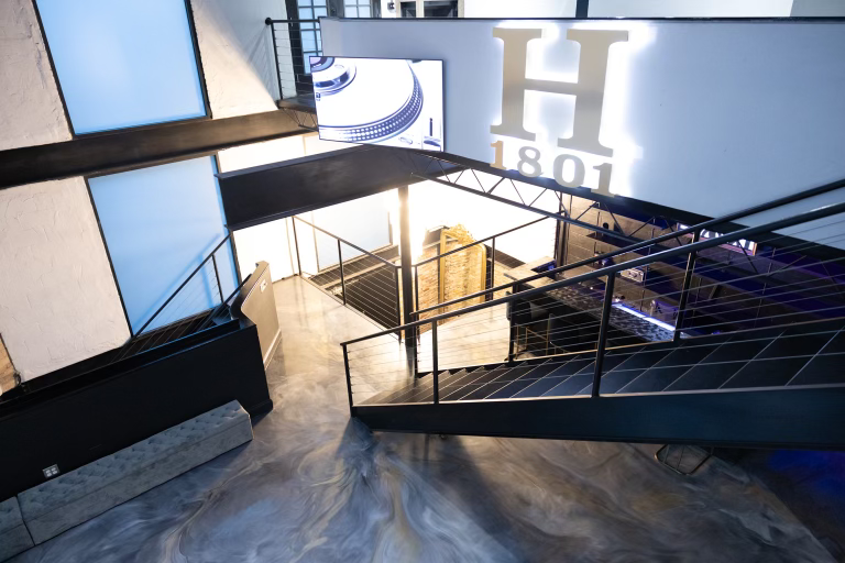 Installation Rental | HOUSE 1801