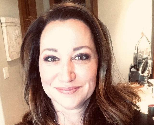 Jennifer Cole's Instagram, Twitter & Facebook on IDCrawl