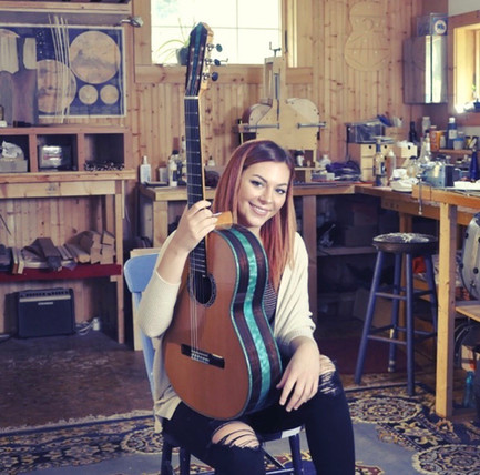 PORTRAIT GUITARS | CONNOR GUITARS