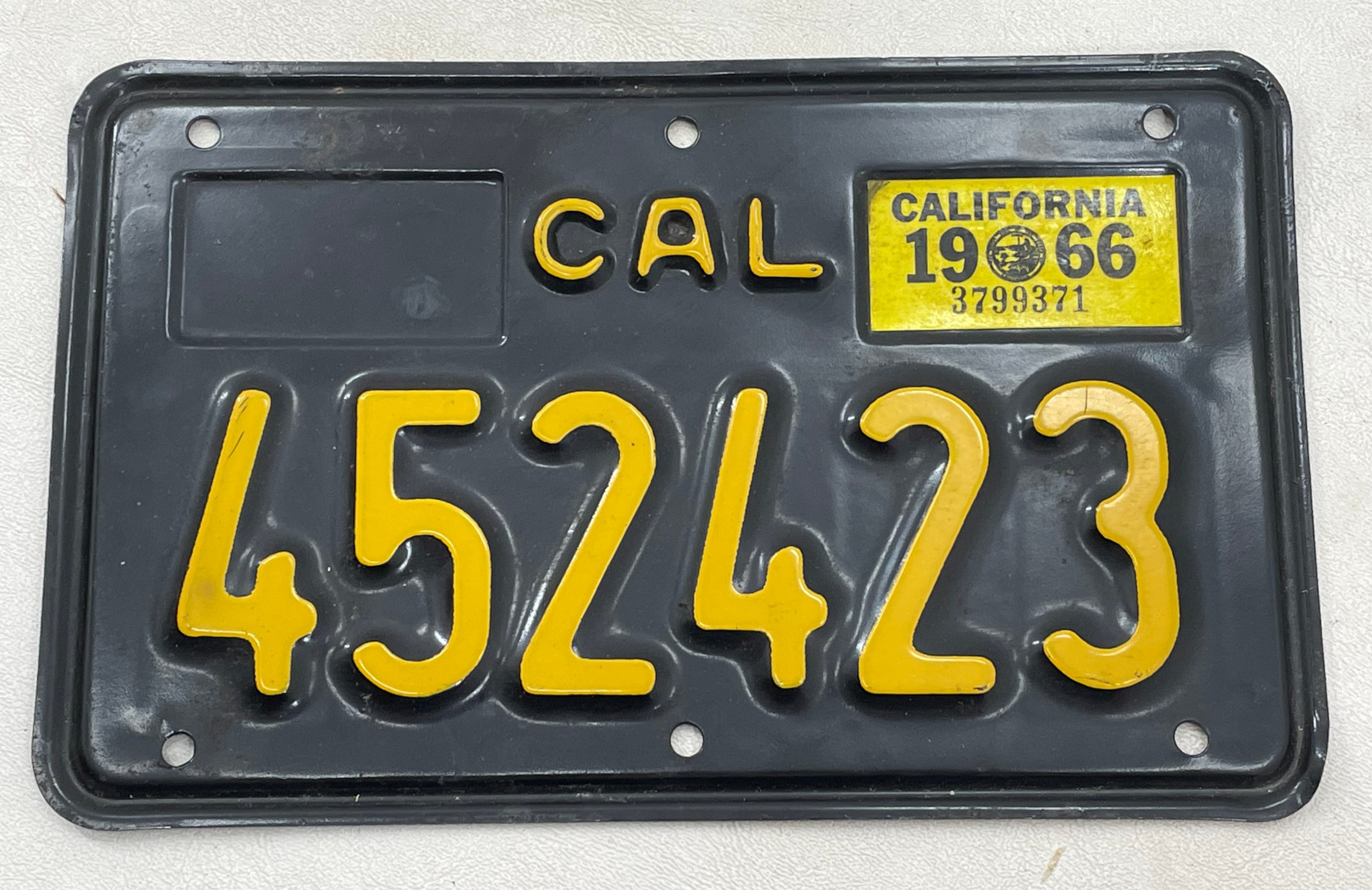vintage-1966-cal-license-plate